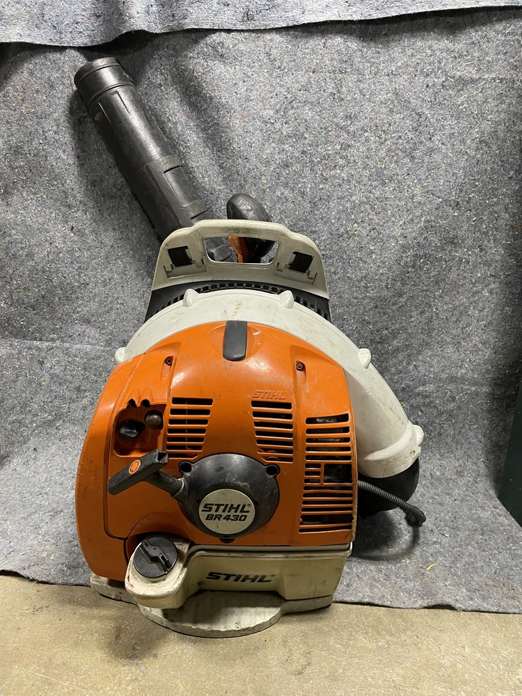 Stihl BR 430 Backpack Blower (Pro-Sized) Gas Powered